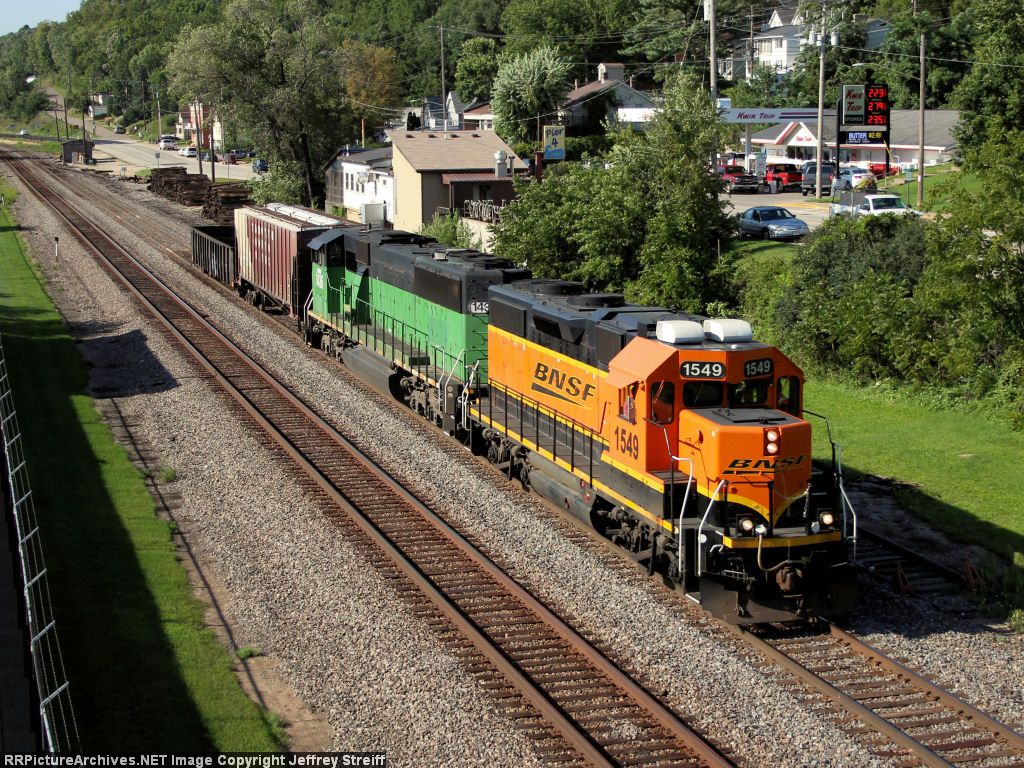 BNSF 1549